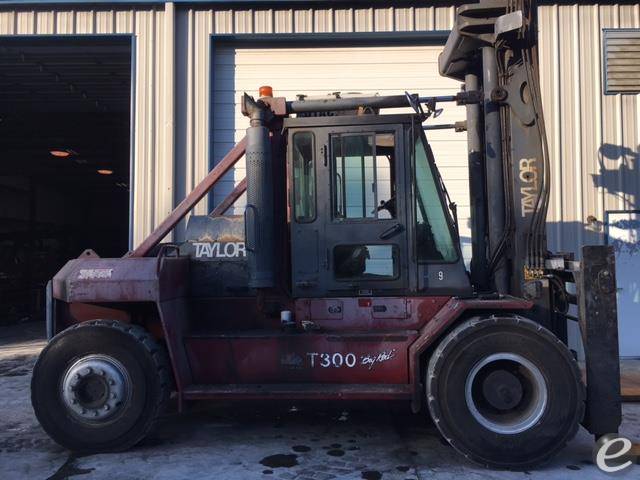2006 Diesel Taylor T300M Pneumatic Tire 4 Wheel Sit Down