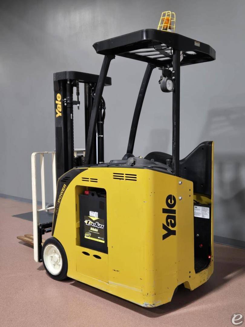 2019 Electric Yale Sit Down Rider ESC030AD - 123Forklift