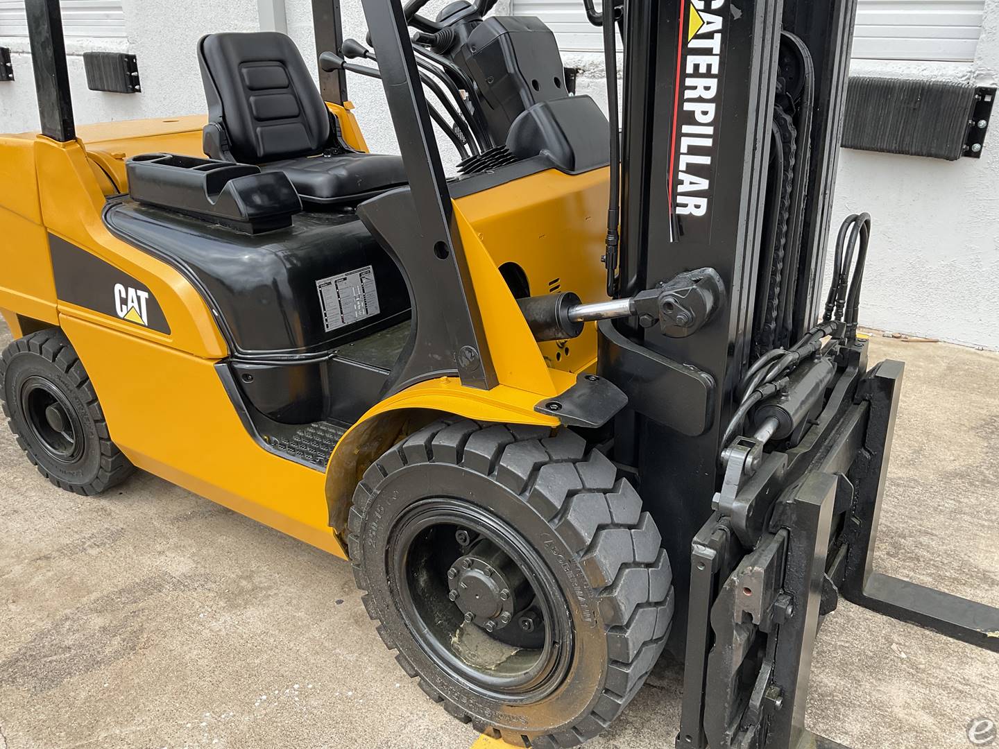 Unavailable Cat Sit Down Rider 2PD - 123Forklift