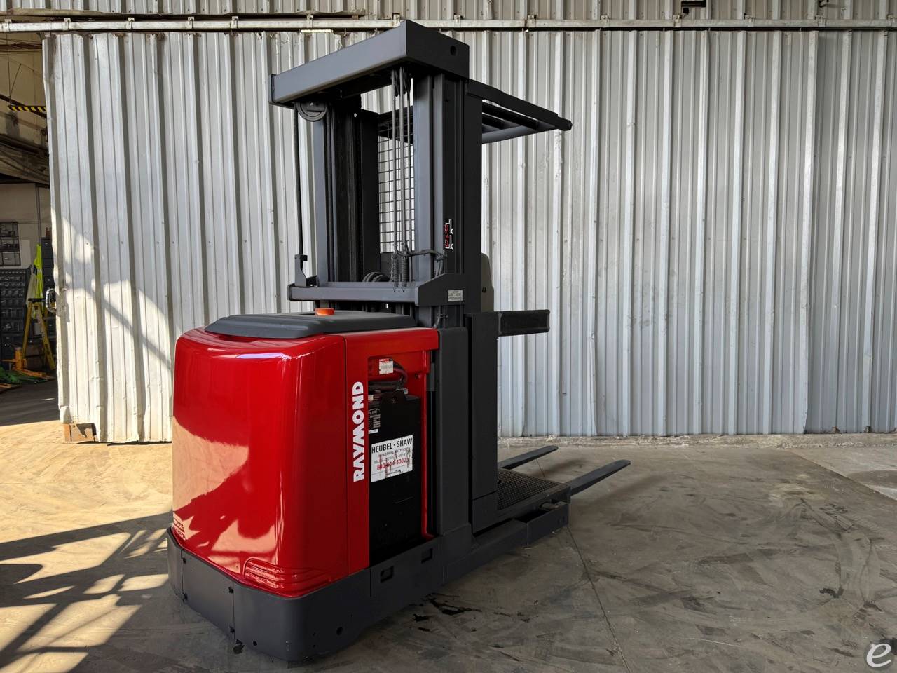 2013 Electric Raymond 520-OPC30TT Electric Order Picker