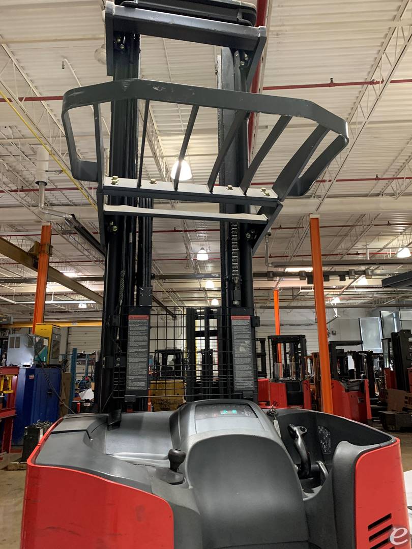 2014 Electric Raymond 750-R45TT Electric Narrow Aisle Single Reach