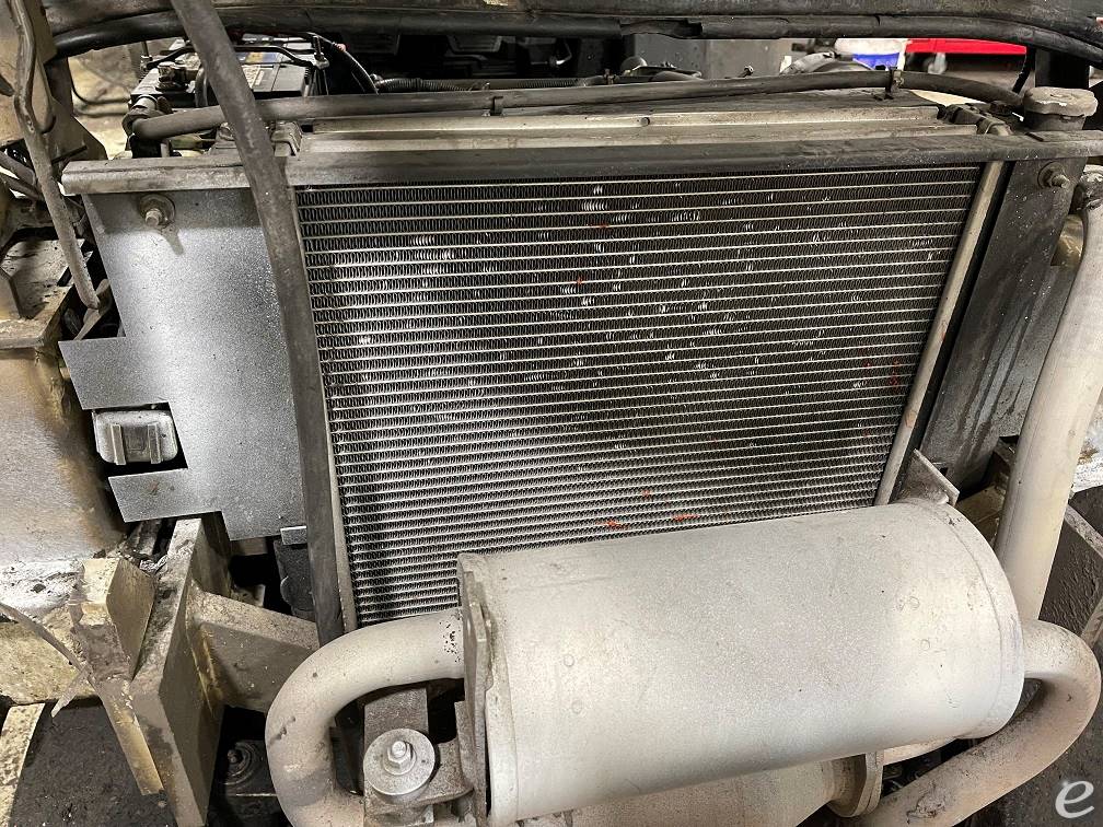 2020 LP Gas Unicarriers CF60 Cushion Tire 4 Wheel Sit Down (Indoor ...