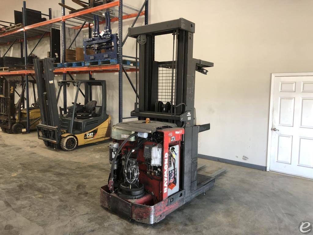2007 Electric Raymond 540-OPC30TT Electric Order Picker