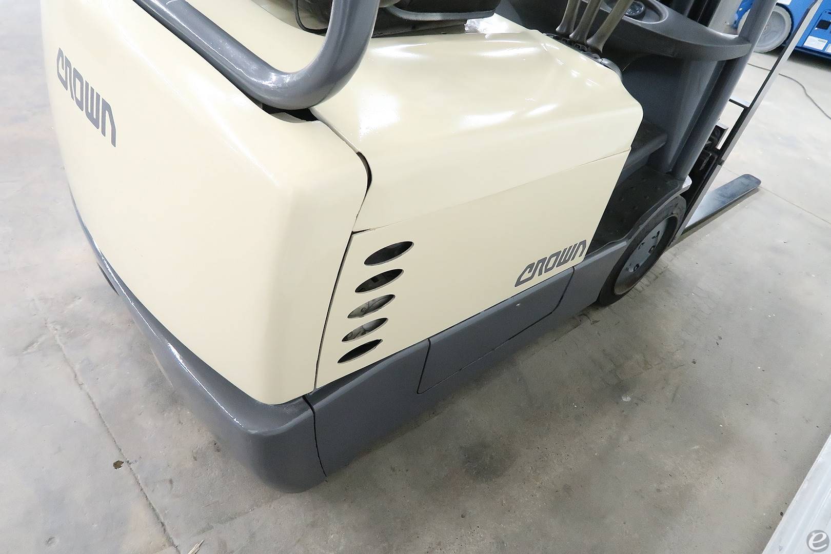 2003 Electric Crown SC4020-30 Electric 3 Wheel Sit Down