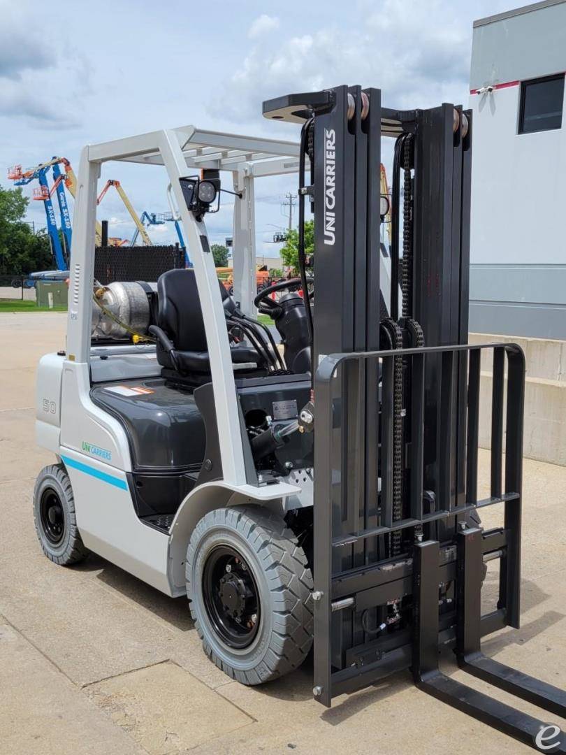 2022 Dual Fuel Unicarriers PF50 Pneumatic Tire 4 Wheel Sit Down