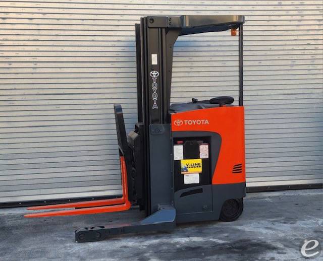 2013 Electric Toyota Reach Trucks 8BDRU15 - 123Forklift