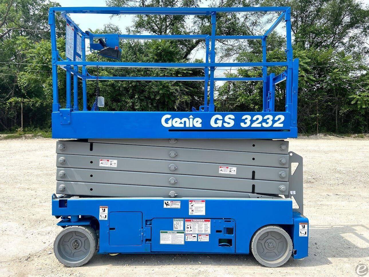 2013 Electric Genie Scissor Lifts GS3232 - 123Forklift