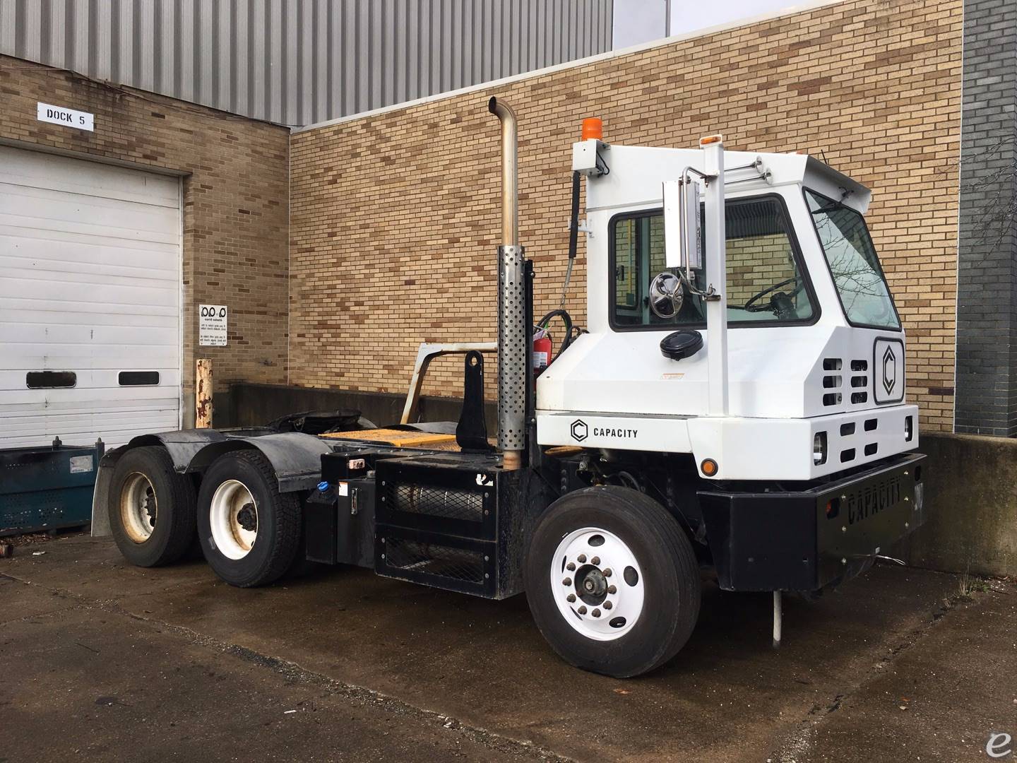 2014 Capacity TJ6500 Spotting Tractor