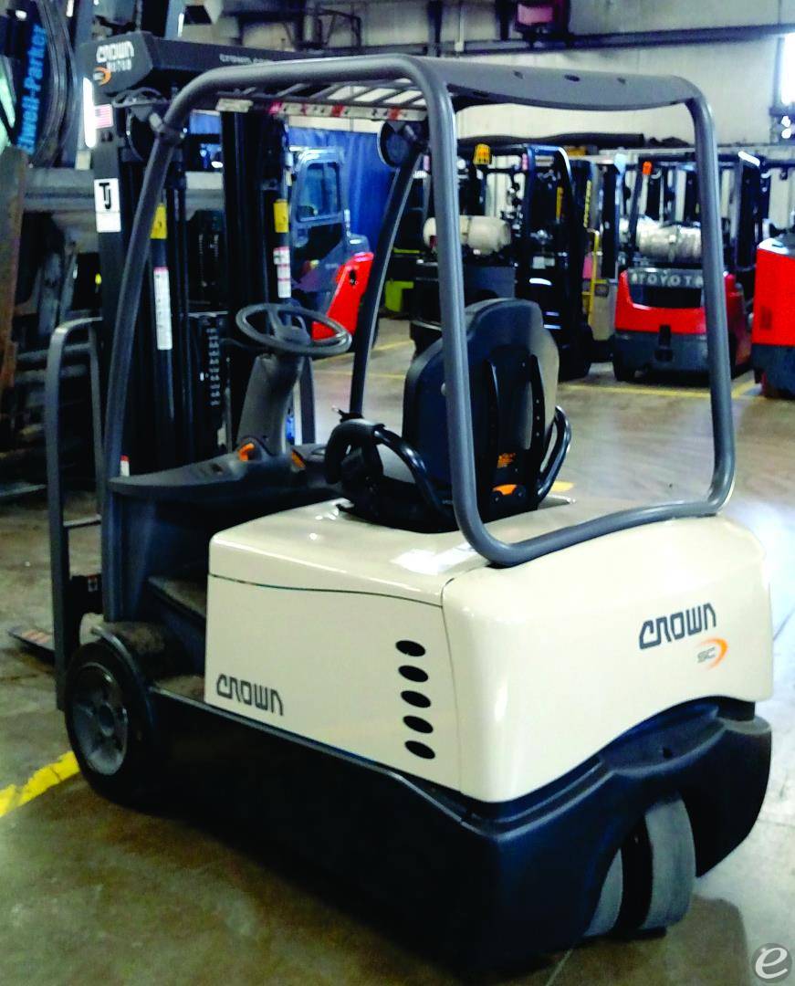 Electric Crown SC5245-40 Electric 3 Wheel Sit Down