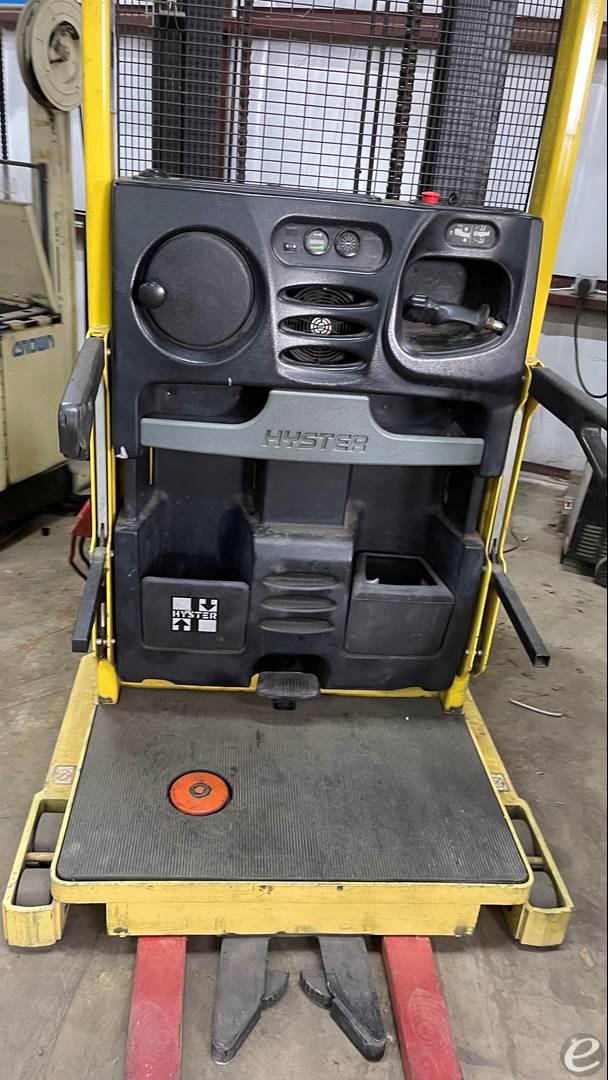 2008 Electric Hyster Electric Order Picker | Eliftruck