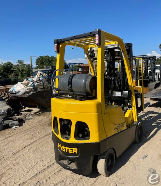 2013 LP Gas Hyster S30FT Cushion Tire 4 Wheel Sit Down (Indoor Warehouse)