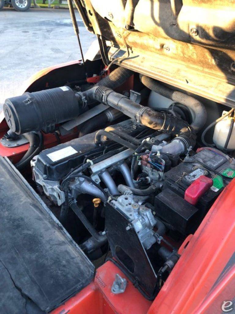 2013 LP Gas Nissan Pneumatic Tire 4 Wheel Sit Down | Eliftruck