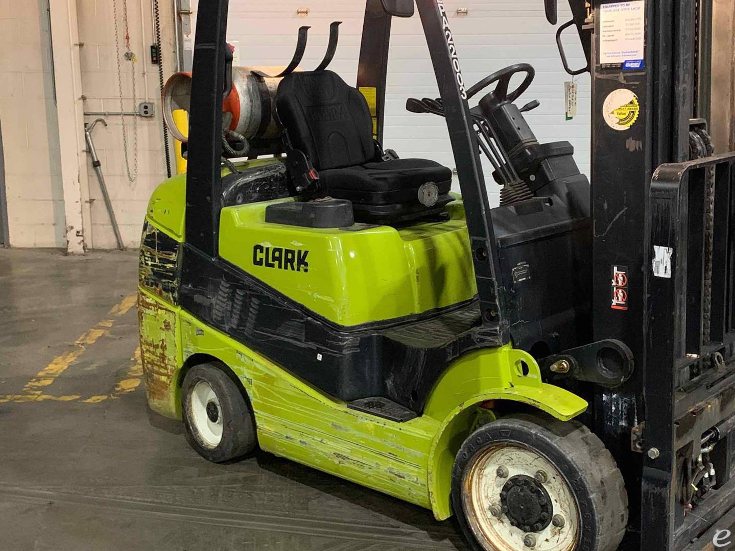 2012 LP Gas Clark C30CL Cushion Tire 4 Wheel Sit Down (Indoor Warehouse)