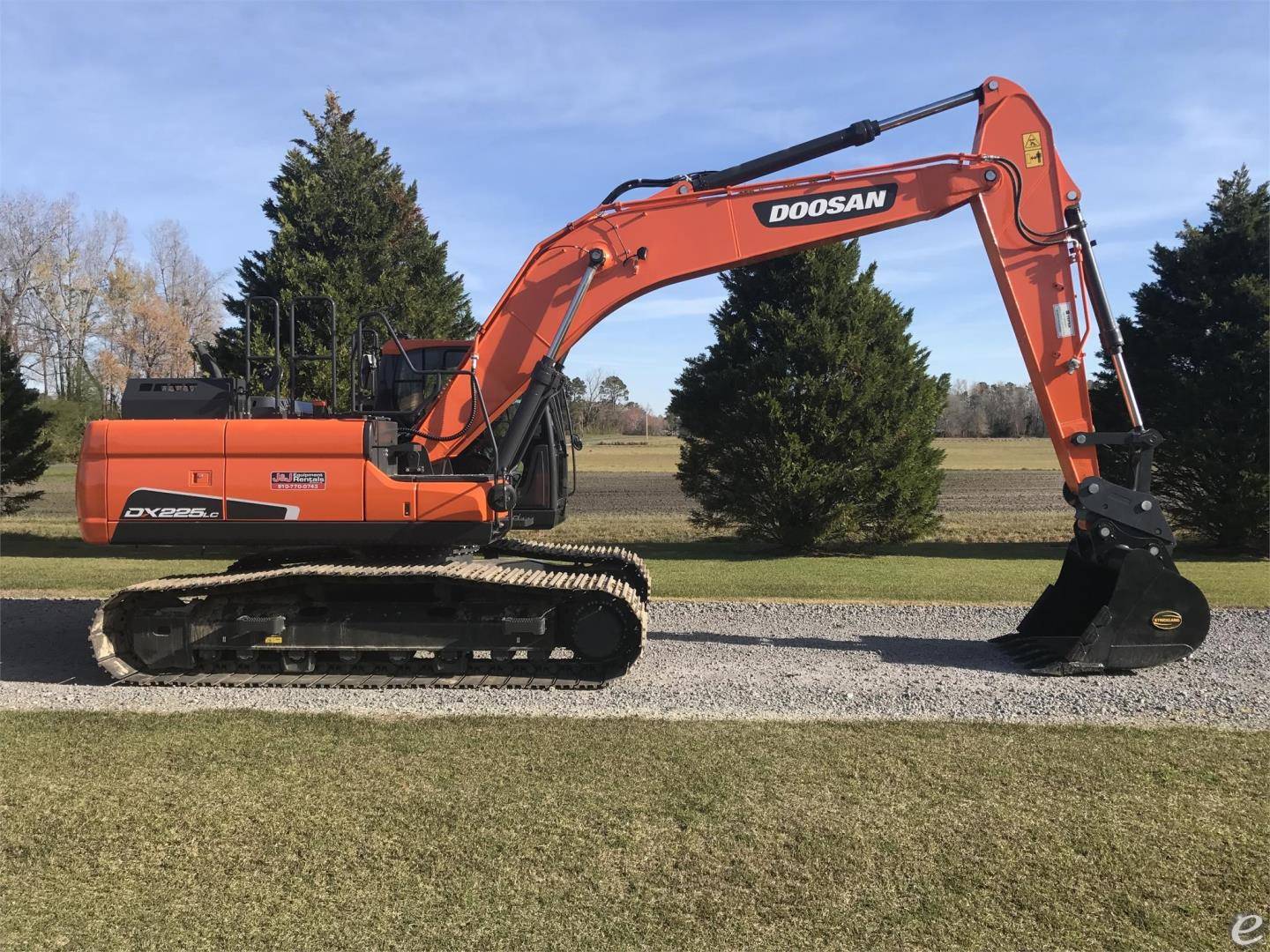 2017 Doosan DX225 LC-5 Earth Moving and Construction
