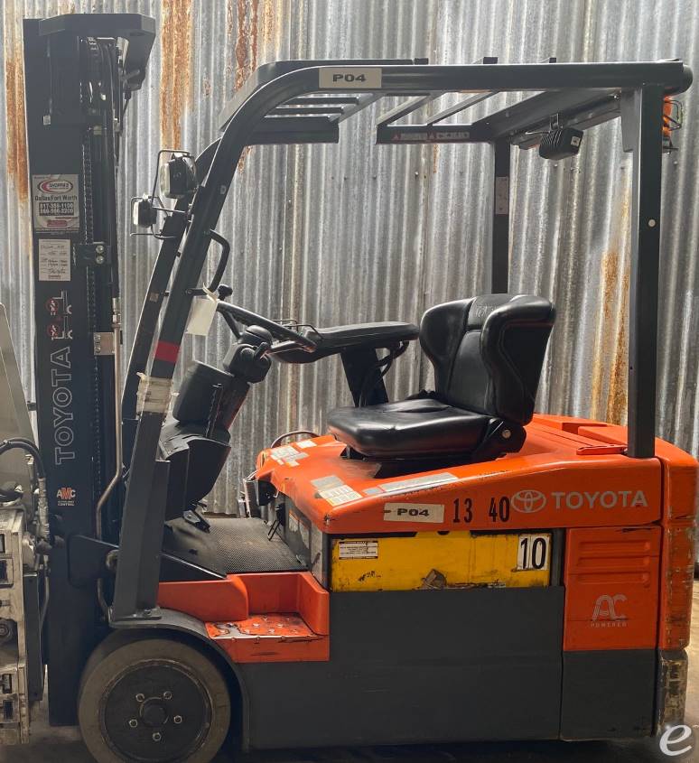 2011 Electric Toyota 7FBEHU18 Electric 3 Wheel Sit Down