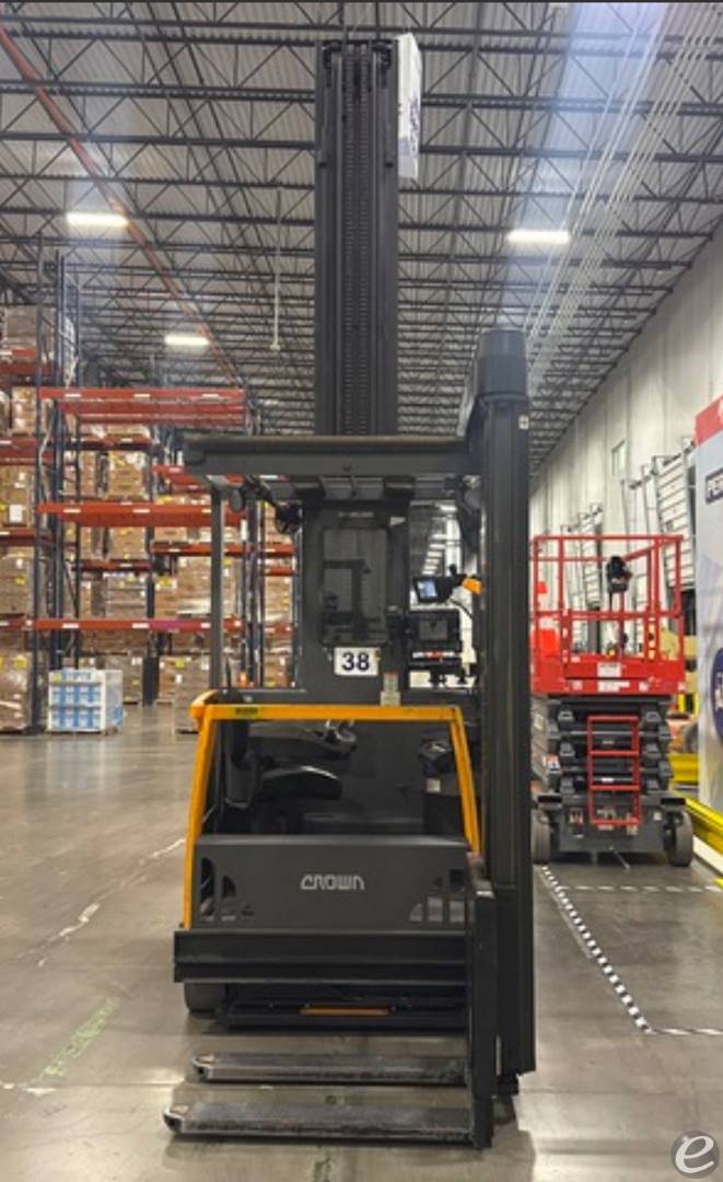 2018 Electric Crown Electric Man Up Swing Reach Turret | Eliftruck