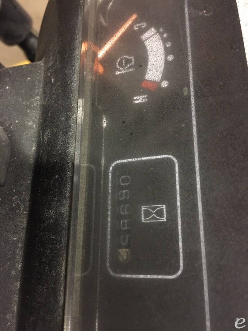 2001 LP Gas Cat GP30K Pneumatic Tire 4 Wheel Sit Down