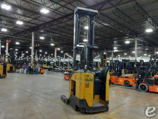 2017 Electric Yale NR045 Electric Narrow Aisle Single Reach