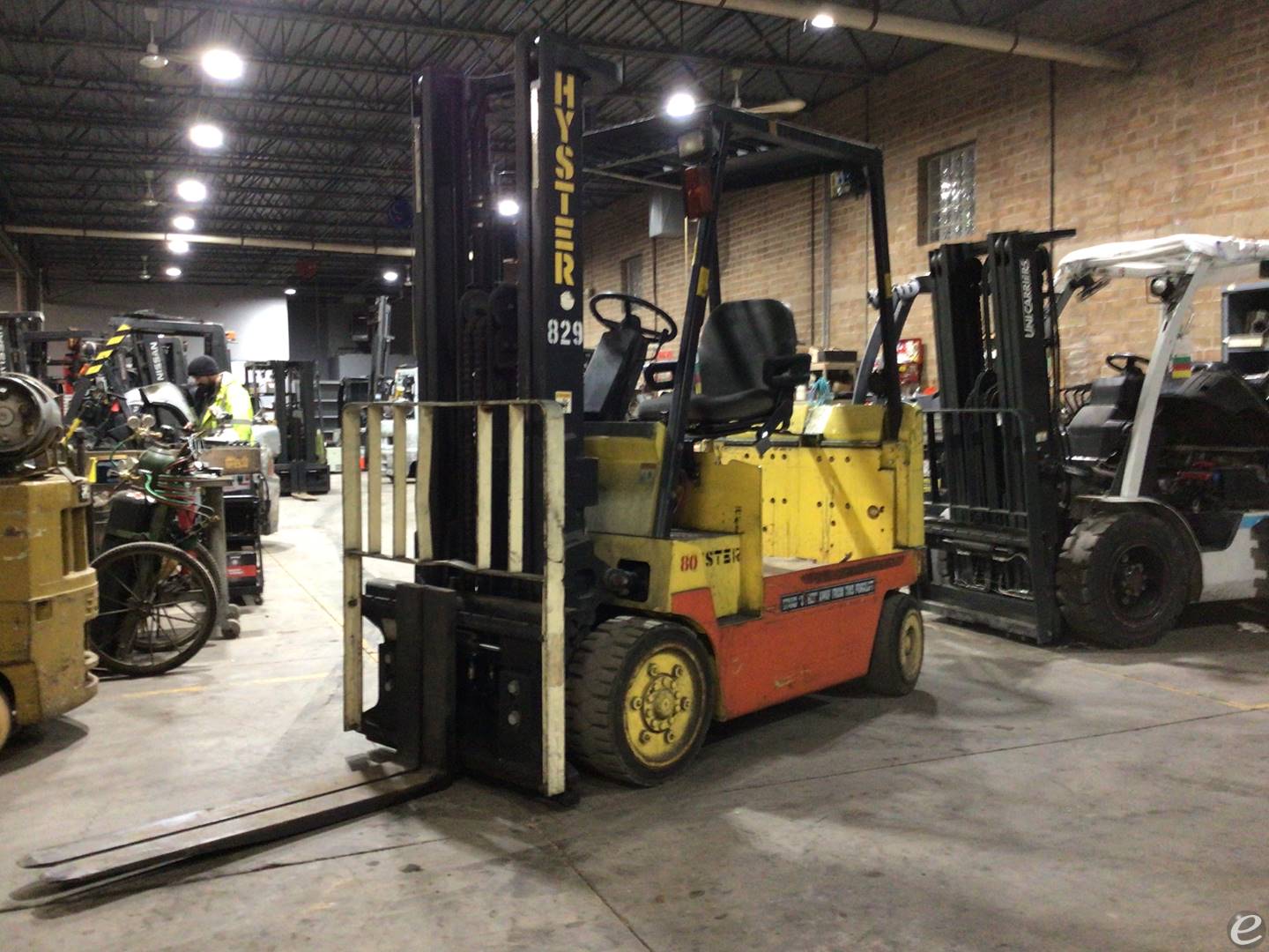 Electric Hyster E80XL3 Electric 4 Wheel Sit Down