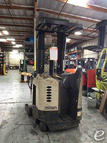 2003 Electric Crown Electric Narrow Aisle Double Reach | Eliftruck