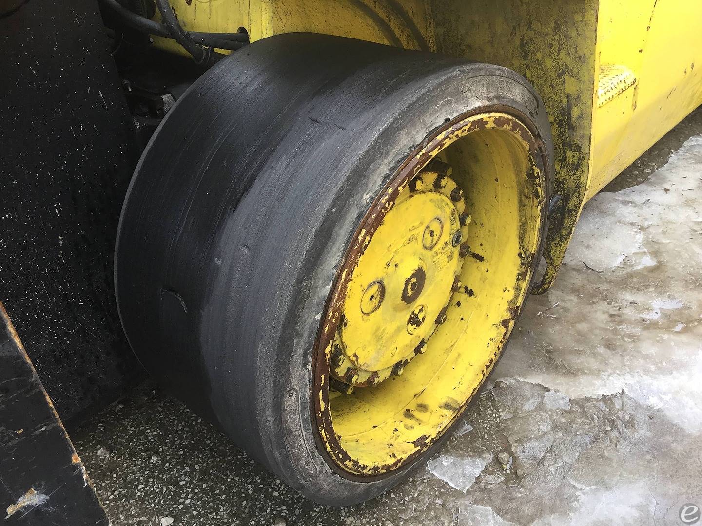 2008 LP Gas Hoist Liftruck F220 Cushion Tire 4 Wheel Sit Down (Indoor ...