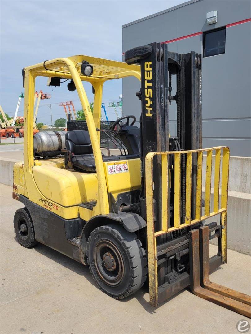 2008 LP Gas Hyster H50FT Pneumatic Tire 4 Wheel Sit Down