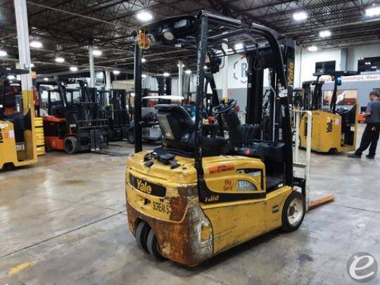 2019 Electric Yale ERP040 Electric 3 Wheel Sit Down