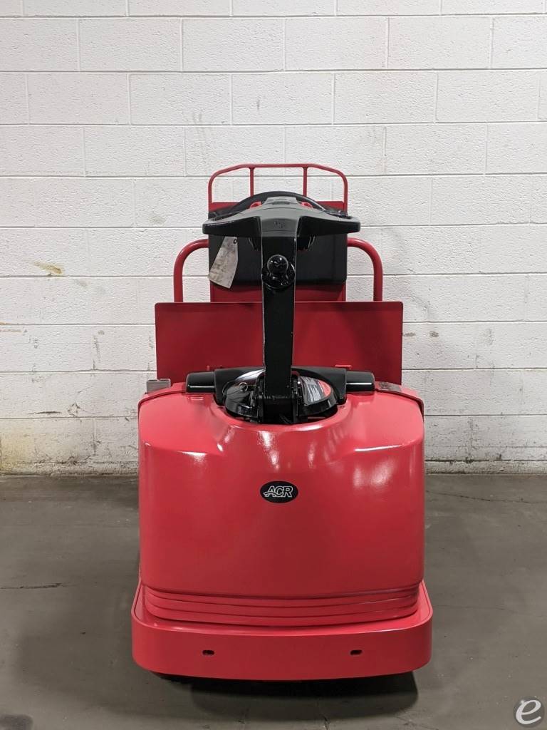 2015 Electric Raymond 8610 Tow Tractor