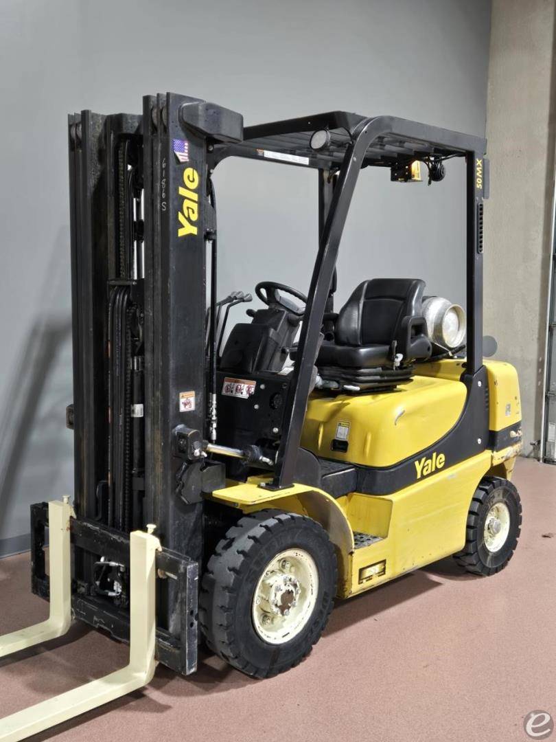 2018 LP Gas Yale Sit Down Rider GLP050MX - 123Forklift