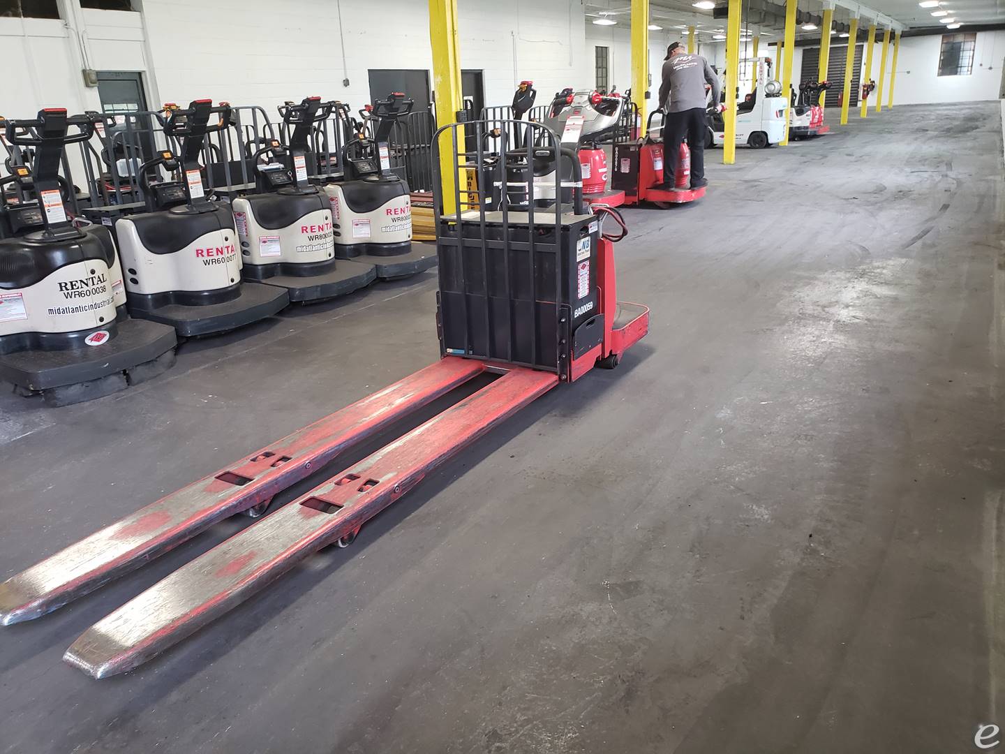 2007 Raymond Electric Walkie/Rider Pallet Jack | Eliftruck