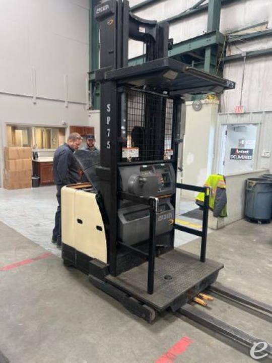2014 Electric Crown SP3520-30 Electric Order Picker
