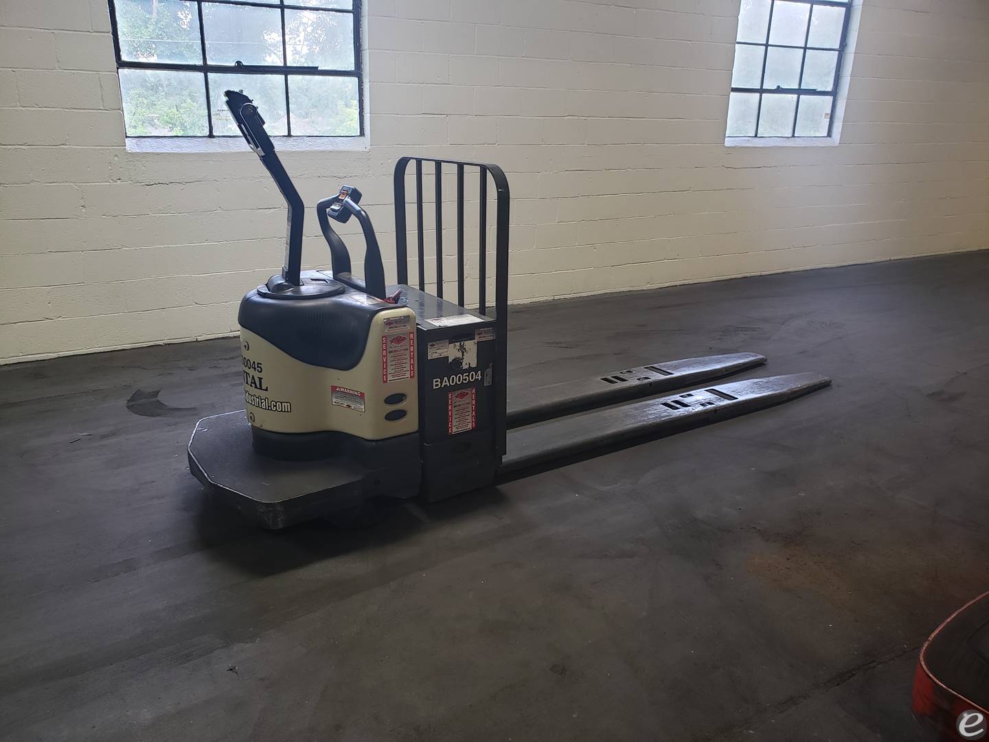2007 Electric Crown PE4000-60 Electric Walkie/Rider Pallet Jack