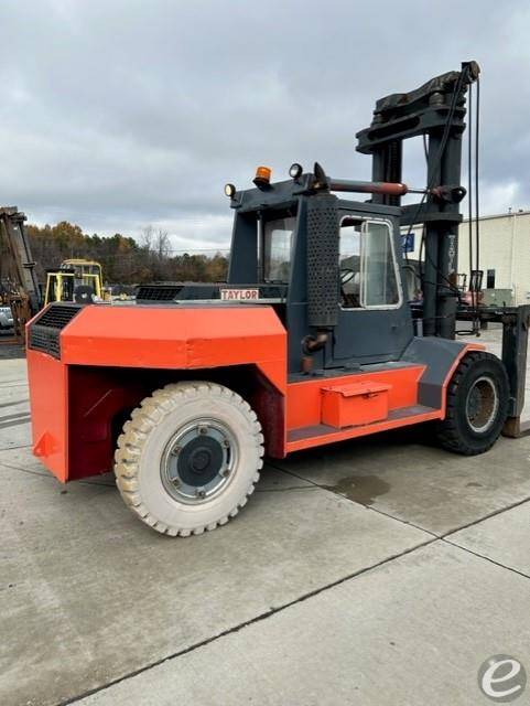 1988 Diesel Taylor TE300M Pneumatic Tire 4 Wheel Sit Down