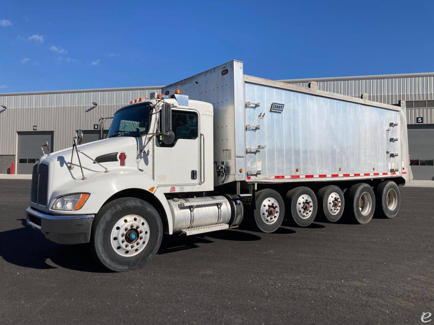 2016 Diesel Kenworth T370 Trucks and Trailers