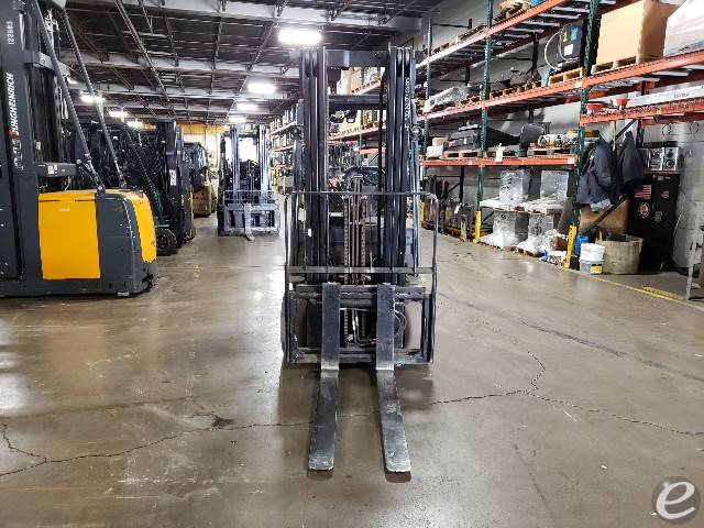 2015 LP Gas Toyota 8FGCU30 Cushion Tire 4 Wheel Sit Down (Indoor Warehouse)