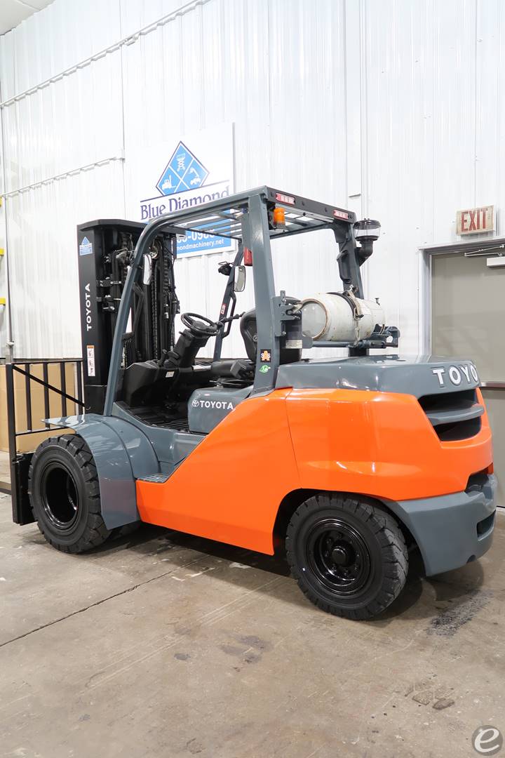 2015 LP Gas Toyota Sit Down Rider 8FG45U - 123Forklift