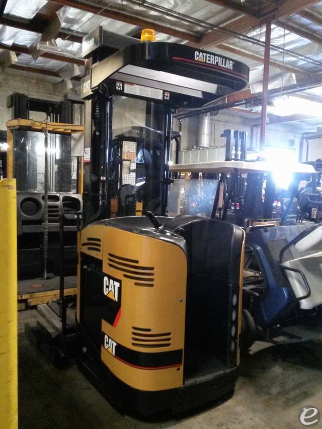 2008 Electric Cat NR4000 Electric Narrow Aisle Single Reach