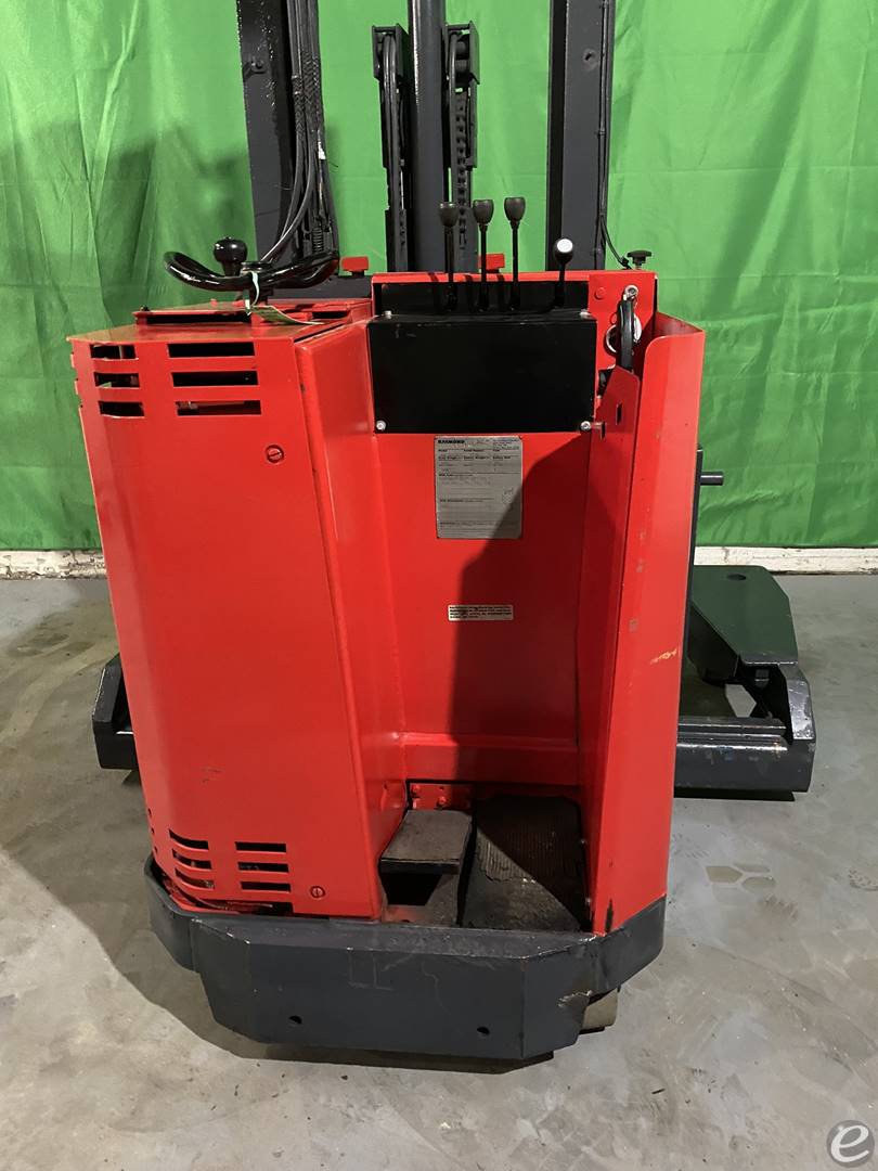 Electric Raymond 201-4D-R30TT Electric Sideloader (Bi-Directional)