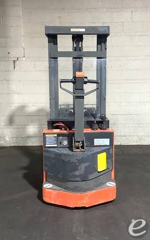 2010 Electric Toyota Electric Walkie Straddle Stacker Reach | Eliftruck