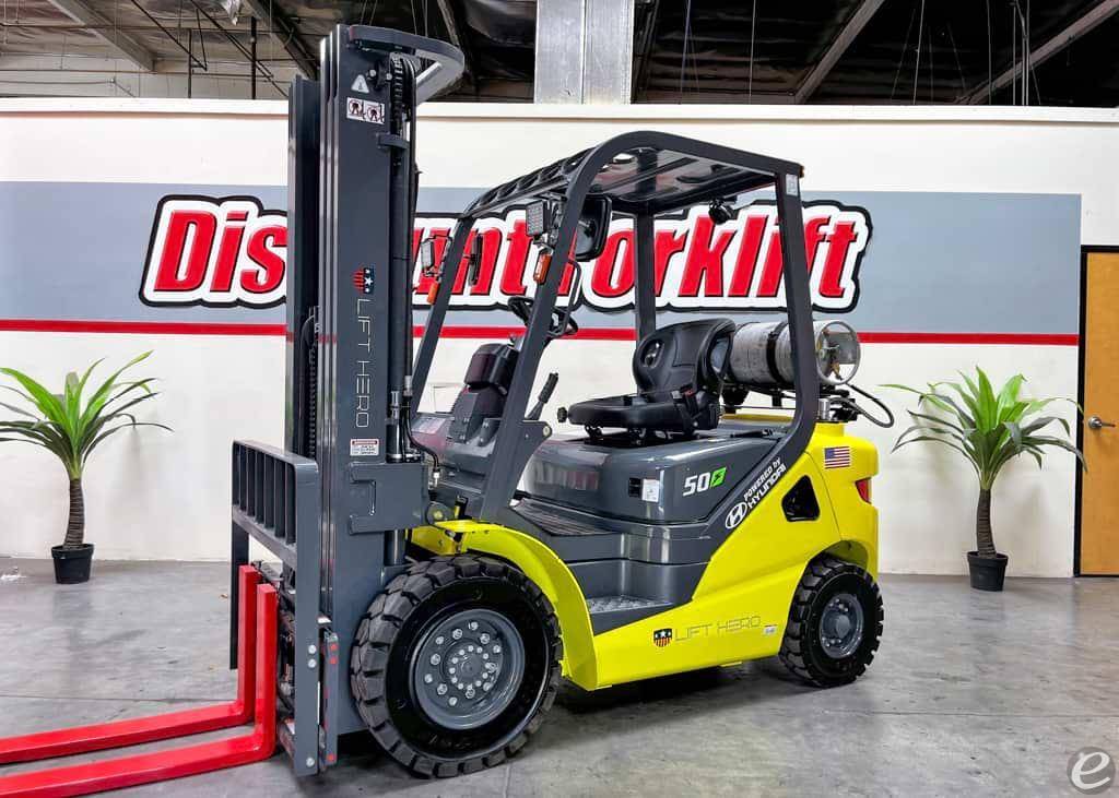 2023 LP Gas Lift Hero Pneumatic Tire 4 Wheel Sit Down | Eliftruck