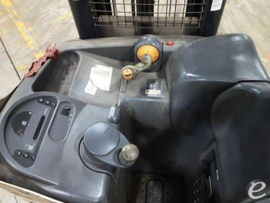 2003 Electric Crown RR5220-45 Electric Narrow Aisle Single Reach