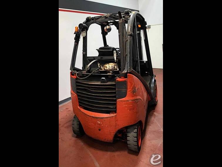 2003 LP Gas Linde Cushion Tire 4 Wheel Sit Down (Indoor Warehouse ...