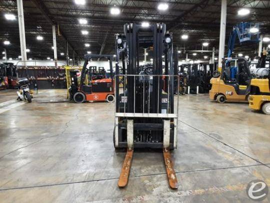 2019 Electric Yale ERP040 Electric 3 Wheel Sit Down