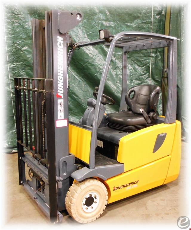2006 Electric Jungheinrich Electric 3 Wheel Sit Down | Eliftruck