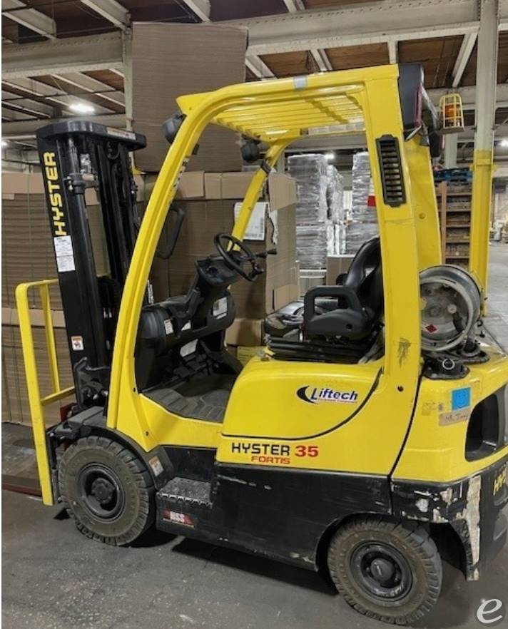 2020 LP Gas Hyster Pneumatic Tire 4 Wheel Sit Down | Eliftruck