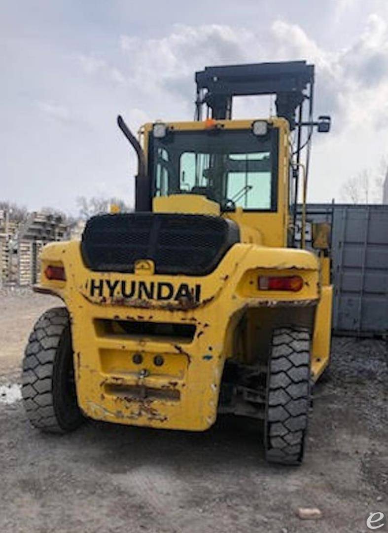 2011 Hyundai 110D-7E Pneumatic Tire 4 Wheel Sit Down