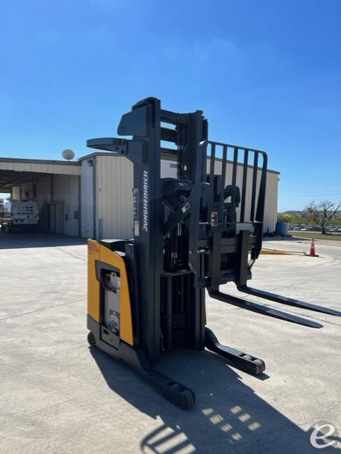 2015 Electric Jungheinrich ETR230 Electric Narrow Aisle Single Reach