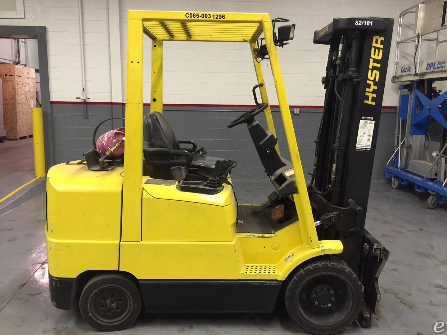 LP Gas Hyster Cushion Tire 4 Wheel Sit Down (Indoor Warehouse) | Eliftruck