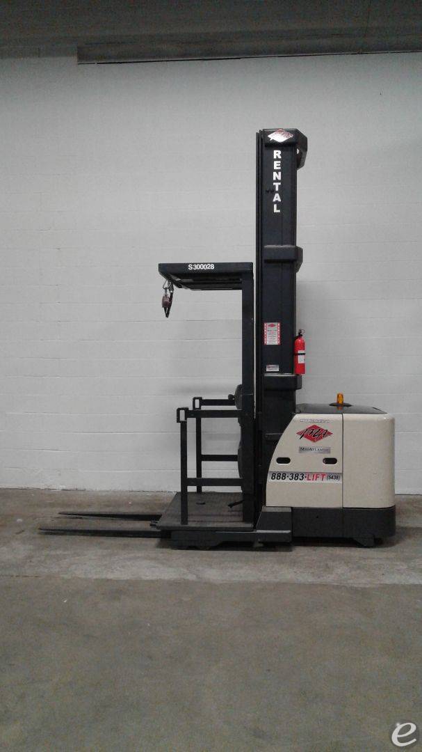 2005 Electric Crown Order Pickers SP3420-30 - 123Forklift