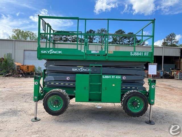 2015 Diesel Skyjack SJ8841RT Rough Terrain